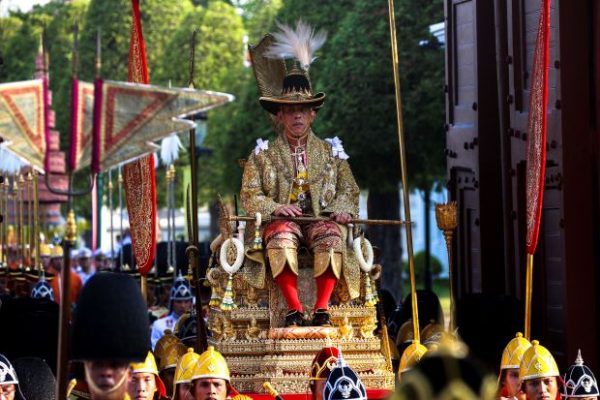 Newly crowned Thai king carried through Bangkok in royal procession ...